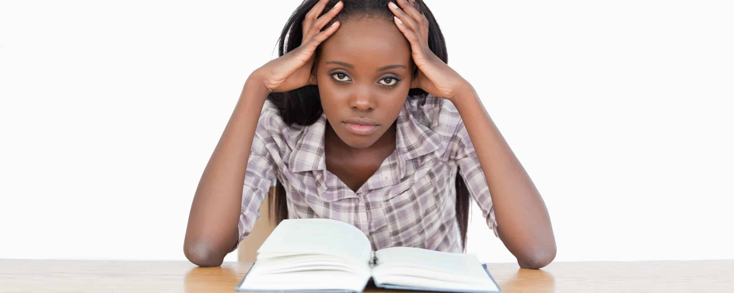 How to Help Struggling Readers with Literature | EIW