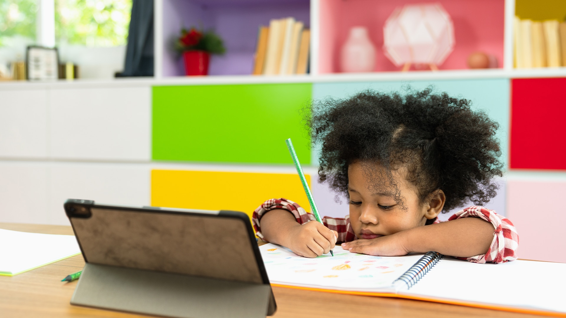 Strengthen Your Student’s English with EIW’s Writing Courses
